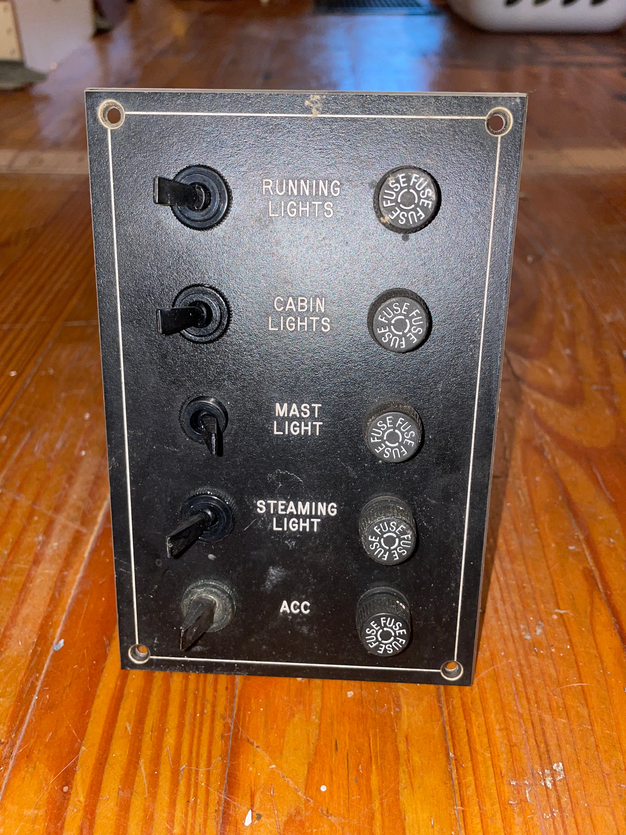 5 Switch Electrical Panel – Sailboat Parts