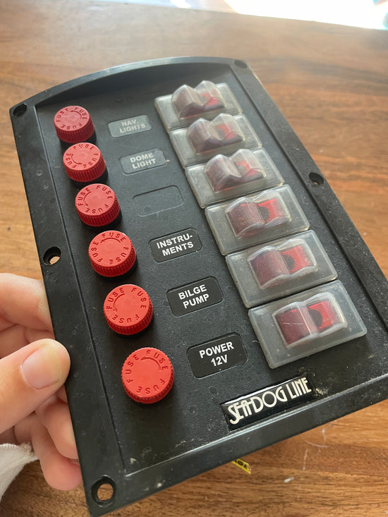 Seadog Line 6 Switch Panel – Sailboat Parts